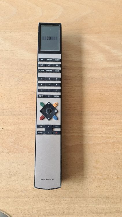 B+O Beosound 3000 inklusive B+O 2500 Lautsprecher (Gebraucht) in Ins ...