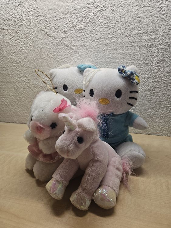 Süsses Plüschtier Set Einhorn Hello Kitty ️ Kuscheltie (Gebraucht) in ...