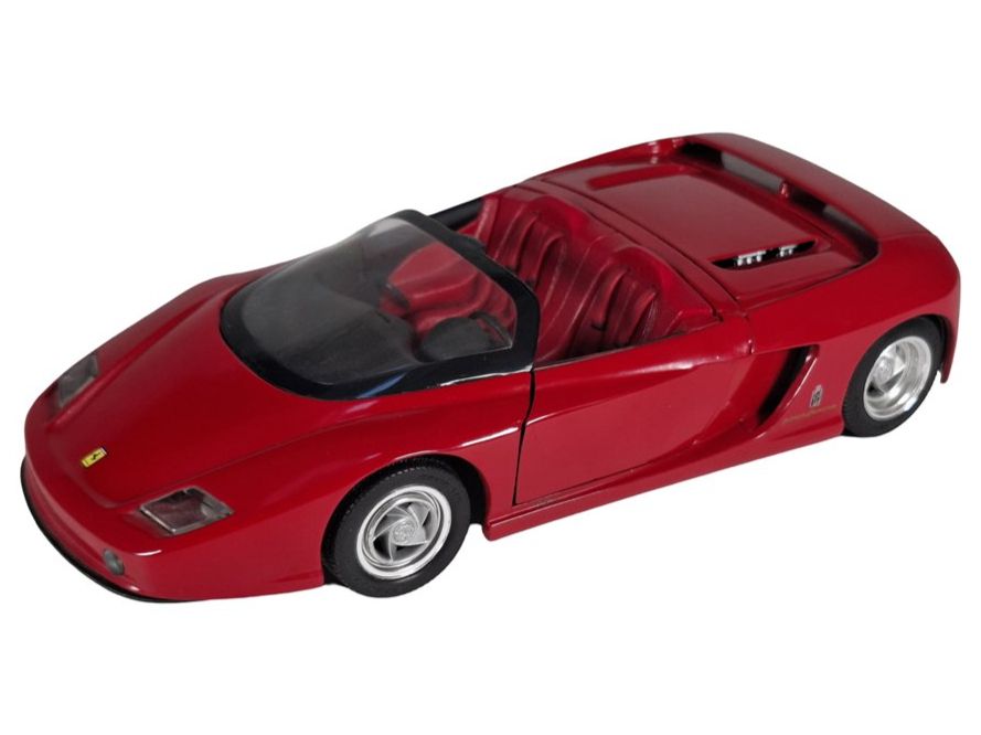 REVELL INC 1991 Ferrari Mythos Modellbau 1:18, rot (Gebraucht) in Wil ...