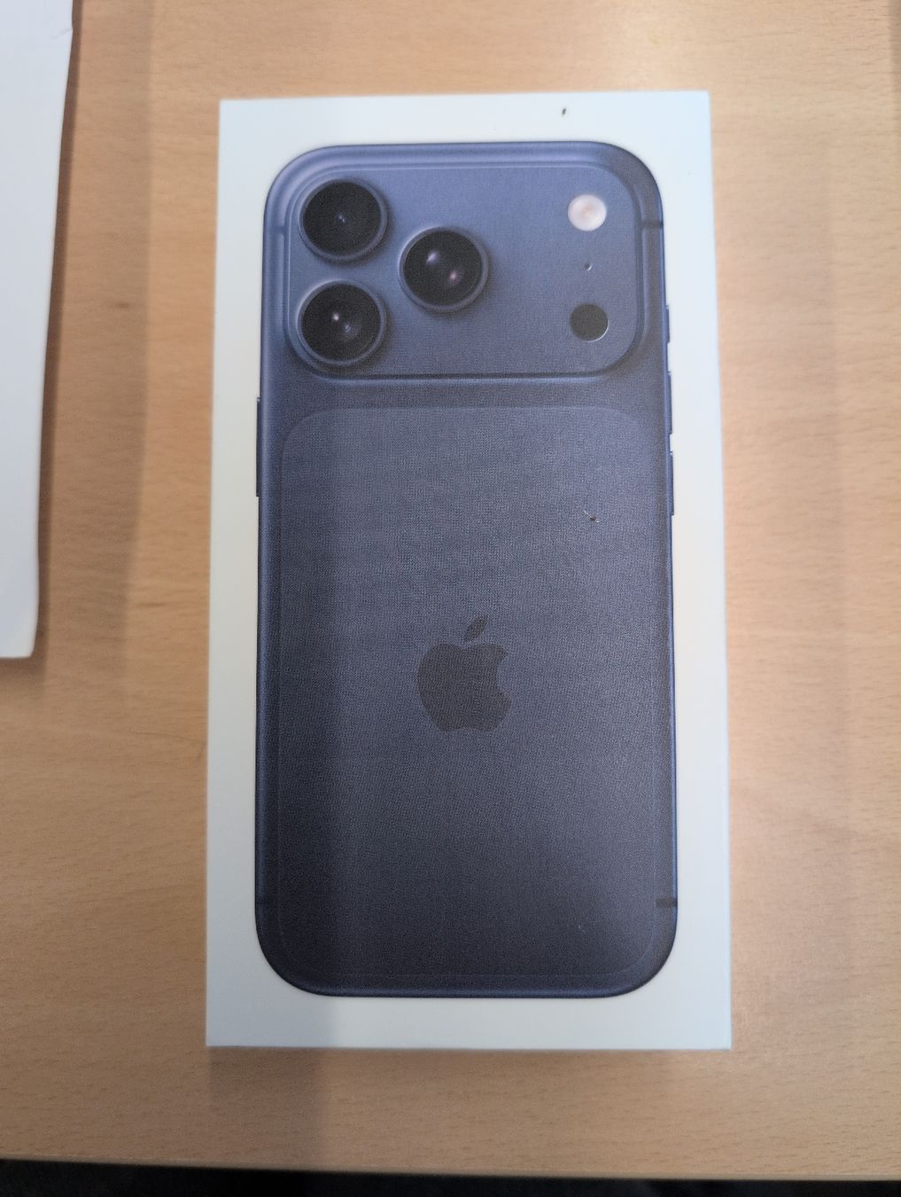 iPhone 17 Pro, Deep Blue, 256GB, Model A3523, neu (Neu und ...