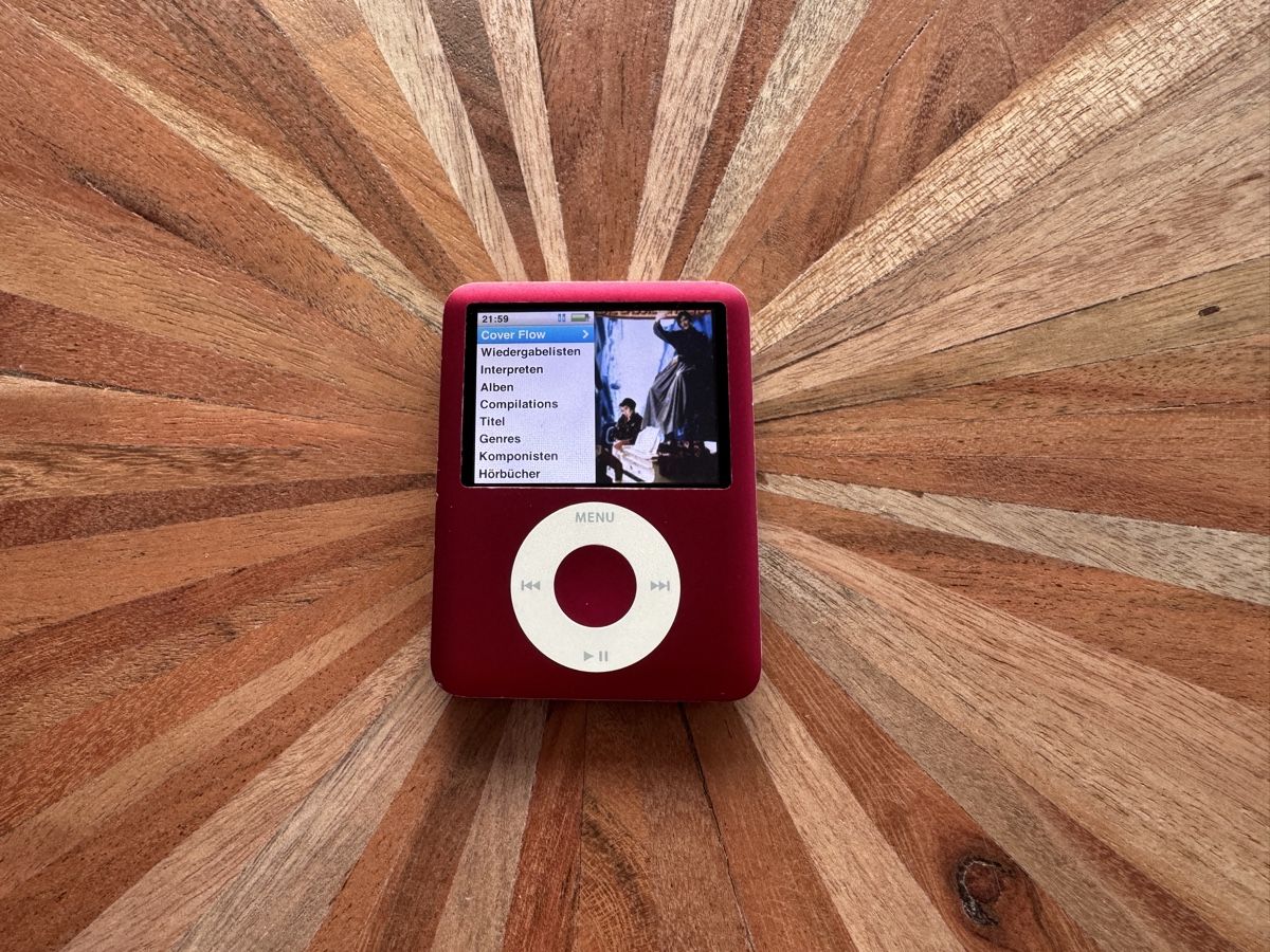 iPod Nano der 3. Generation Rot mit 8 GB (Gebraucht) in St. Gallen für ...