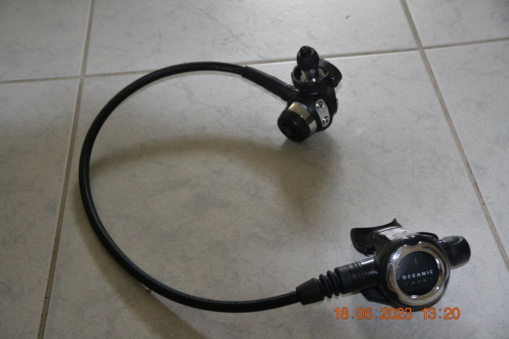 Atemregler Oceanic FDX10 inkl zweiter Stufe (Gebraucht) in Diepflingen ...