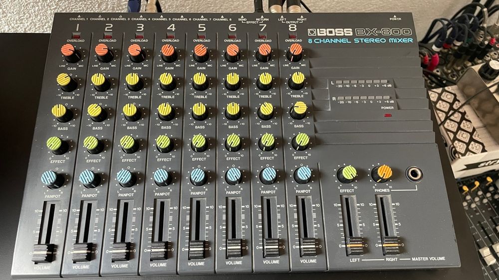 Boss BX-800 analoger 8-Spur-Mixer (Gebraucht) in Gressy für CHF 110 ...