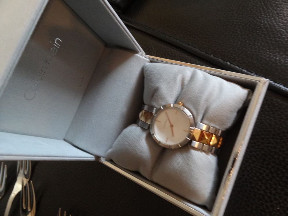 TRES JOLIE MONTRE FEMME CALVIN KLEIN QUI FONCTION (Neu (gemäss ...