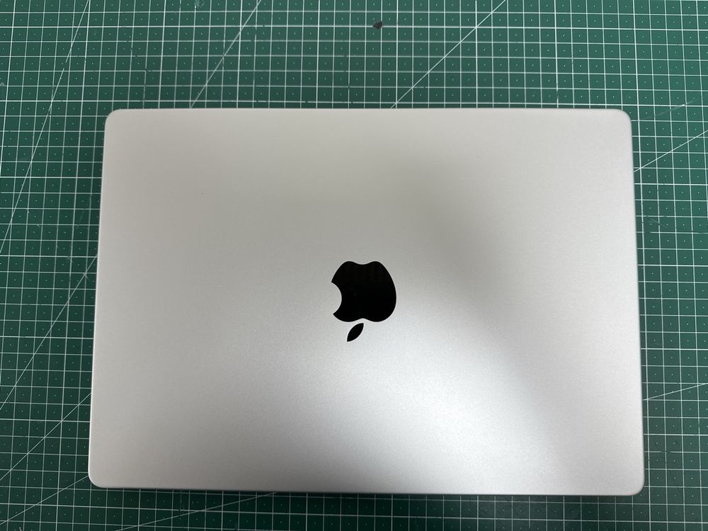 Apple MacBook Pro M4 Max 1000GB 36GB (Neu und originalverpackt) in ...