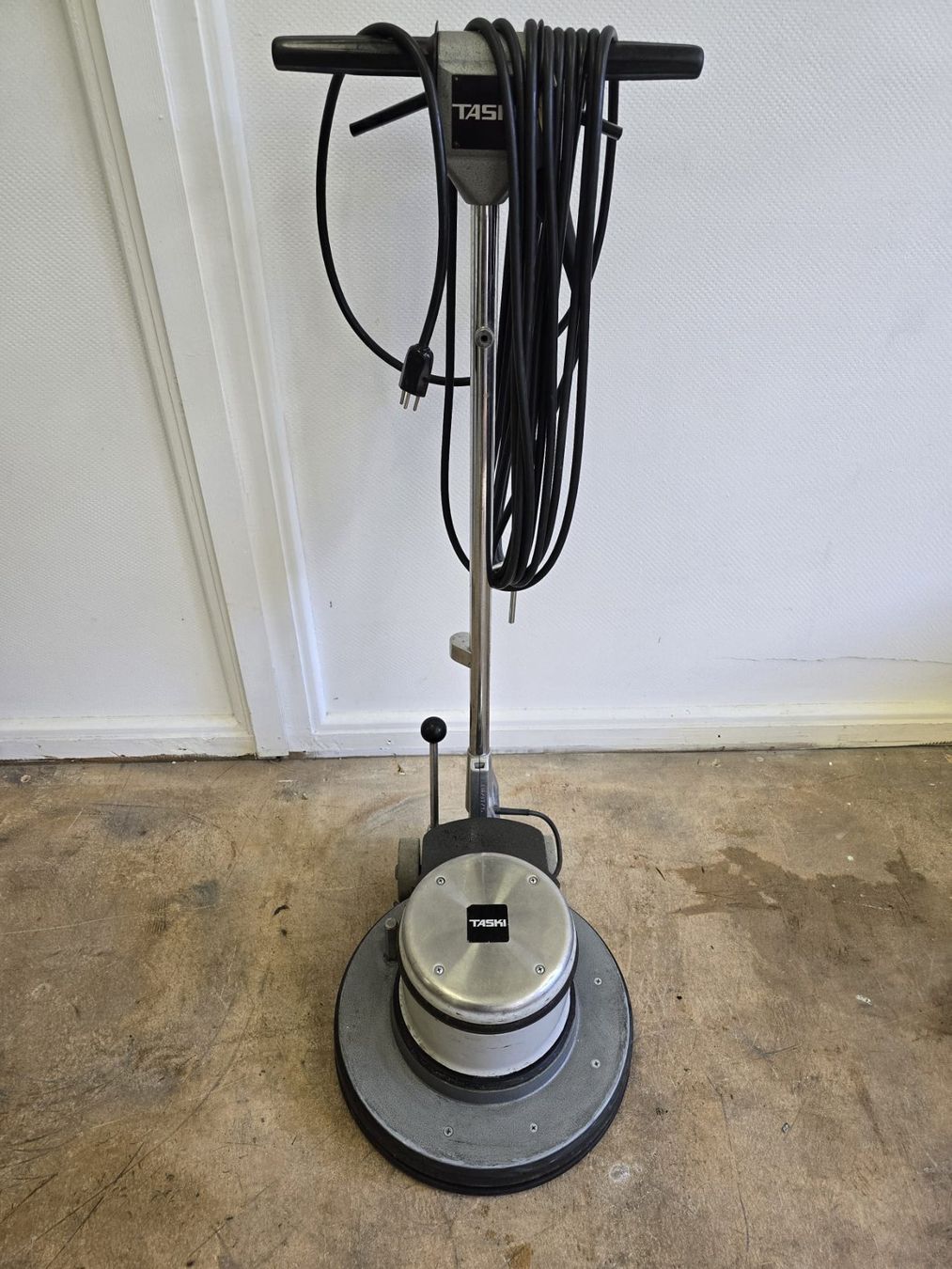 TASKI Typ 42A Einscheibemaschine, zuverlässig und robust! (Gebraucht ...