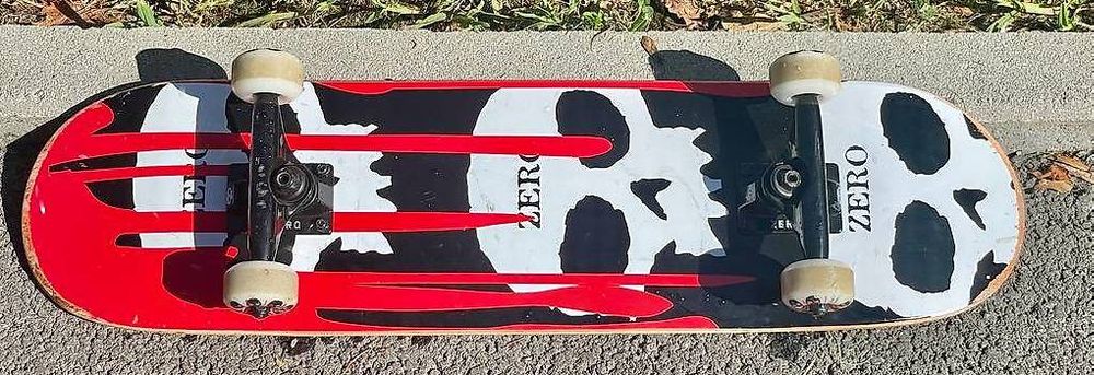 Skateboard Zero 3 Skull Blood 7.5'' (D'occasion) à Mont-sur-Lausanne ...