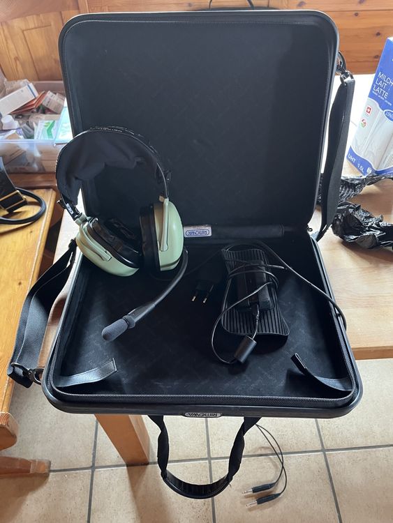 Pilot Headset David Clark H20-10 inkl. Garmin GPS u. Koffer (Gebraucht ...