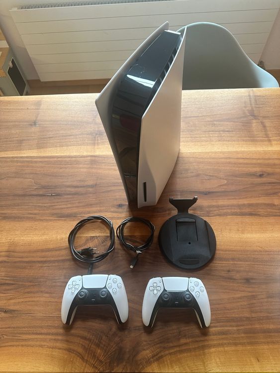 Sony PlayStation 5 (PS5) Disc Edition🎮 (Gebraucht) in Menzingen für CHF ...