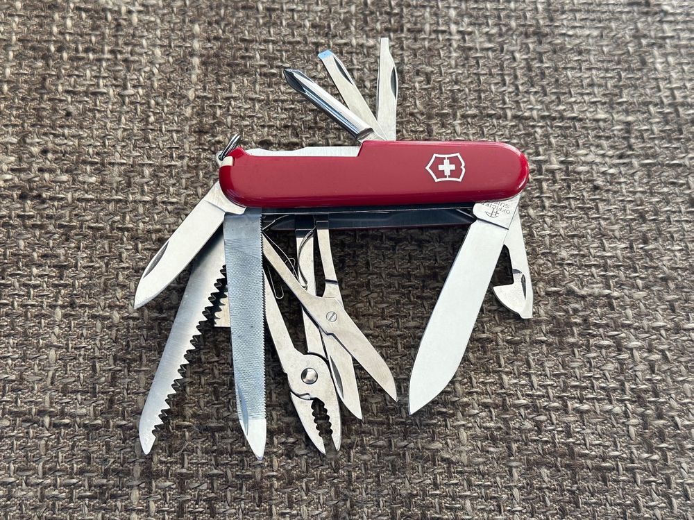 Grosses altes Sackmesser Victorinox mit Etui (Gebraucht) in Dübendorf ...