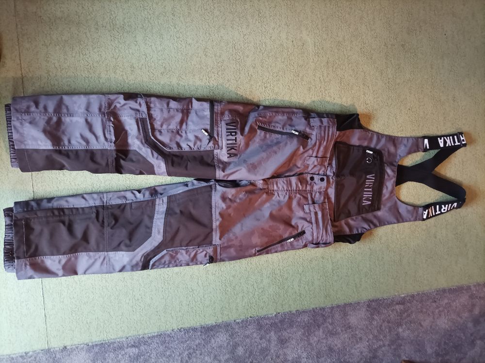 Snowboardhose Virtika (Neu (gemäss Beschreibung)) in Sedrun für CHF 22 ...