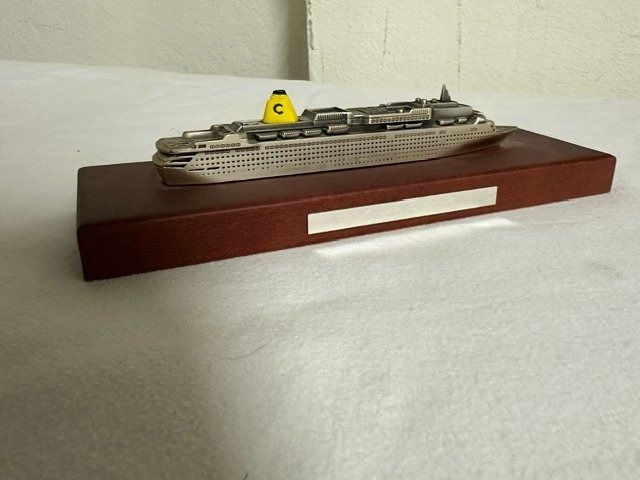 COSTA EUROPA SCHIFF MODELL AUS METALL (Gebraucht) in Ostermundigen für ...