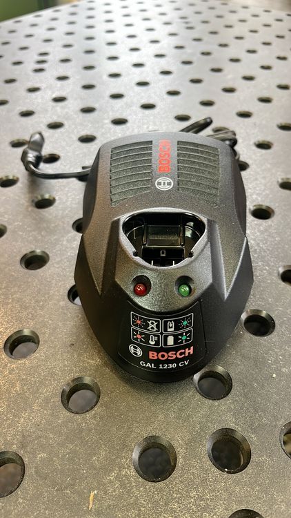 Bosch Ladegerät GAL 1230 CV (Neu (gemäss Beschreibung)) in Lausen für CHF 24 – mit Lieferung auf ...