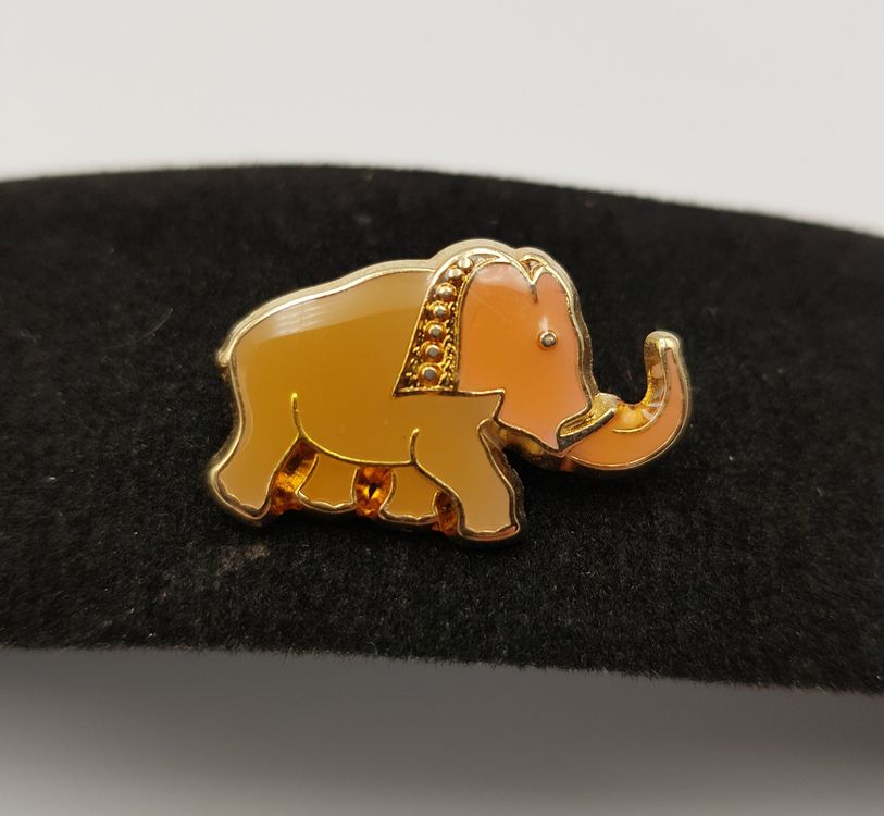Elefant Pin (Gebraucht) in Wald ZH für CHF 1 – mit Lieferung auf Ricardo kaufen
