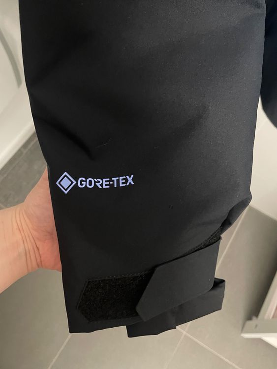 Volcom GORE-TEX Skijacke Damen (Neu (gemäss Beschreibung)) in Gibswil ...