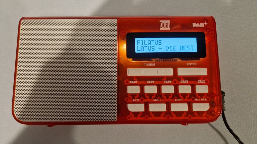 Radio Dual DAB 4.1T in rot / Gebrauchter Zustand!!! (Gebraucht) in ...