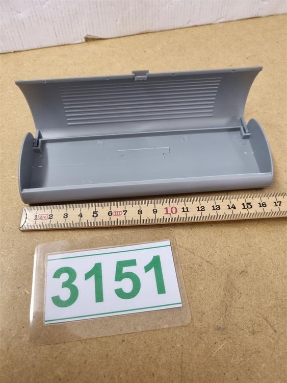 Brillenbox (Neu und originalverpackt) in Wolfhalden für CHF 1 – mit Lieferung auf Ricardo kaufen