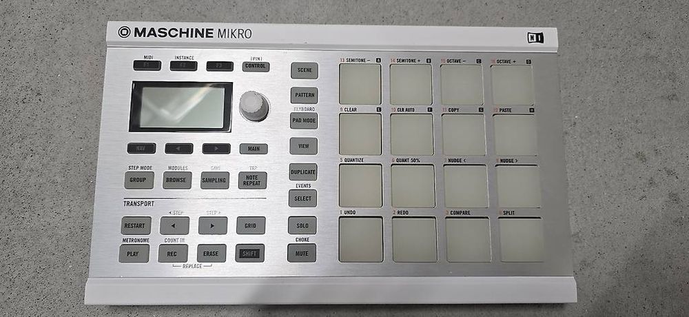 Native Instrument Maschine Mikro MK2 (Gebraucht) in Alpnach Dorf für ...