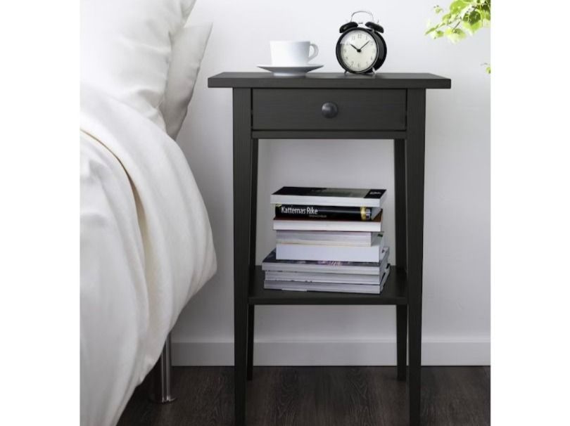 Table de nuit IKEA HEMNES (Gebraucht) in Gland für CHF 9 – nur Abholung auf Ricardo kaufen