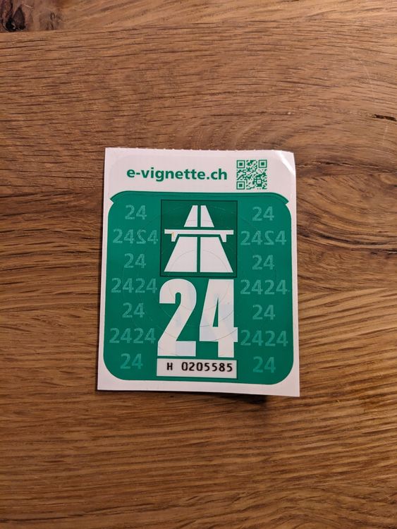 Autobahnvignette 2024 (Neu und originalverpackt) in Kirchberg SG für CHF 35 – mit Lieferung auf ...