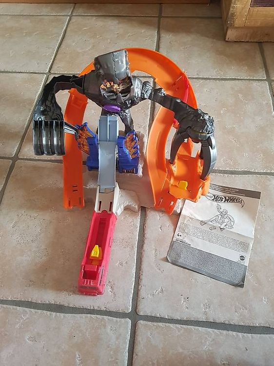 Hot Wheels Nitrobot Attack (Gebraucht) in Trachslau für CHF 14 – nur ...