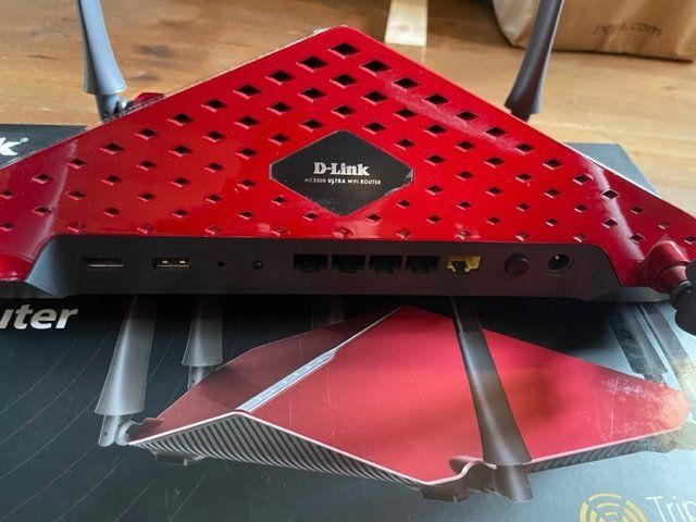 WLAN Ultra WiFi Router - DIR-890L (Gebraucht) in Aarwangen für CHF 20 ...