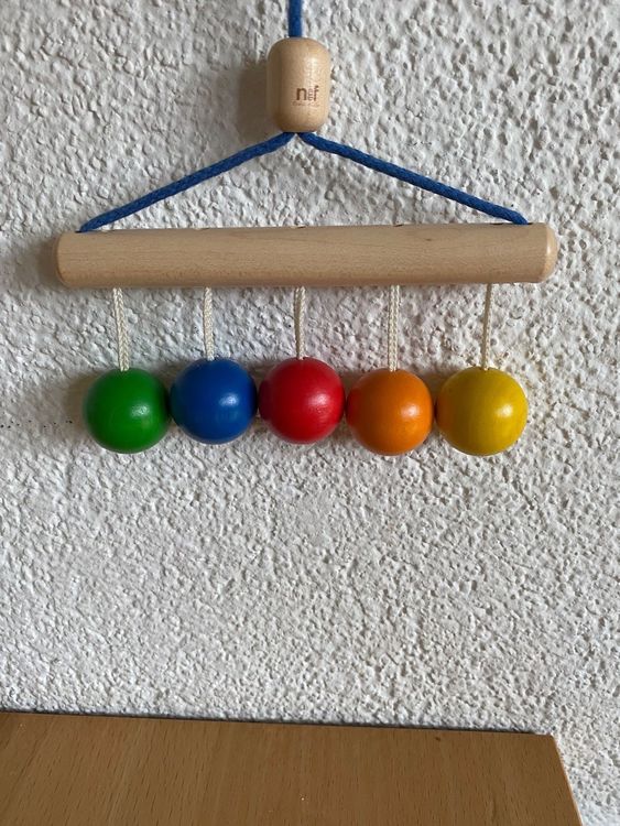 Hängefigur Baby Balls Naef aus Holz | Kaufen auf Ricardo