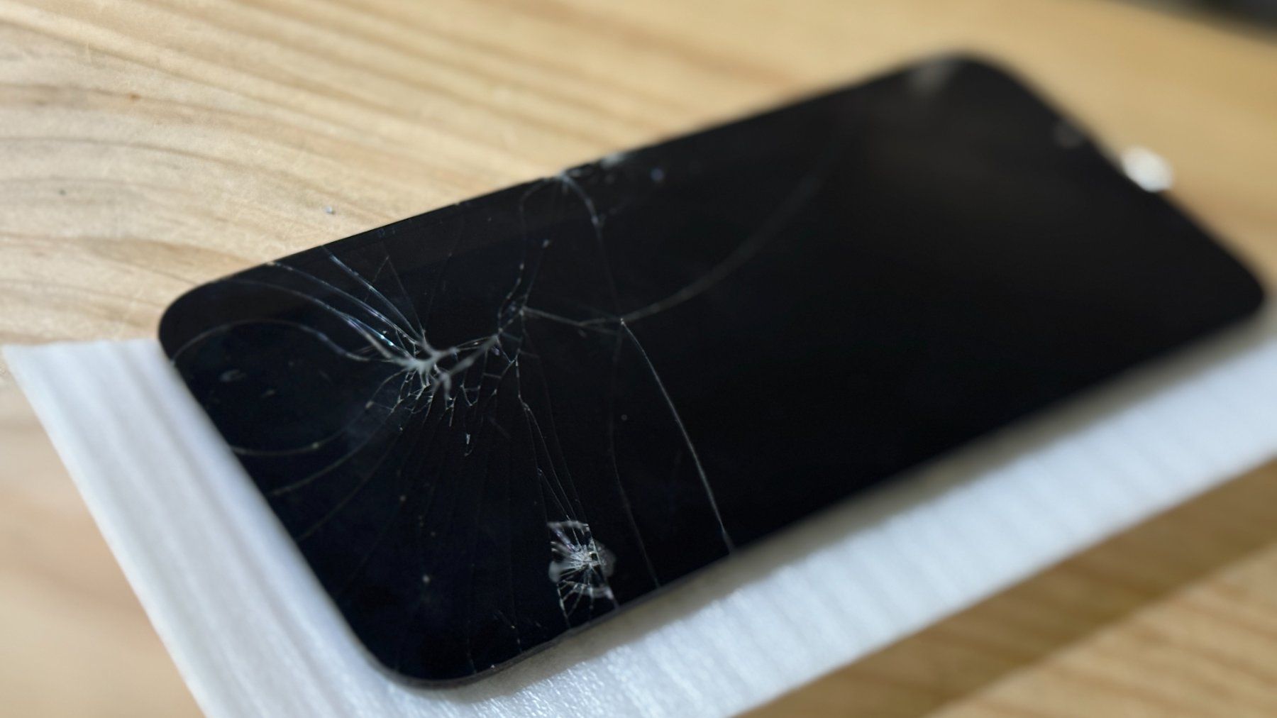 Écran original d iPhone 13 vitres fissuré tactile fonctionne (Gebraucht ...
