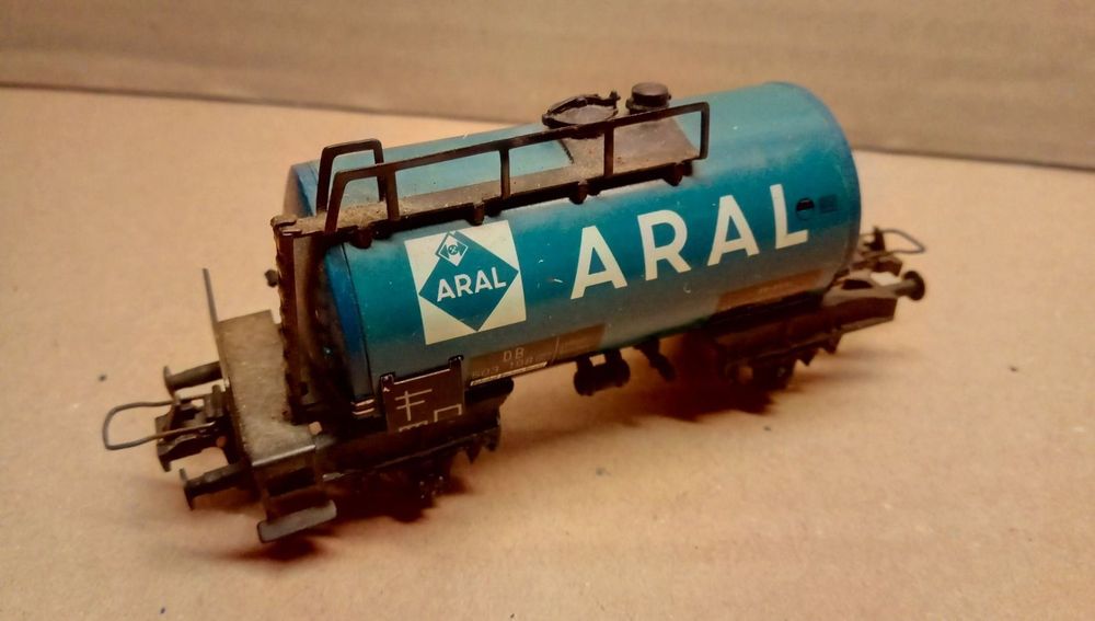 Trix Express Kesselwagen Aral HO (Gebraucht) in für CHF 7 – mit ...