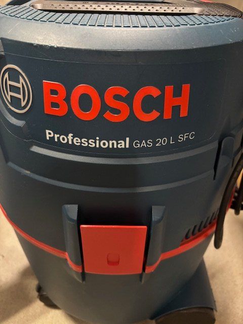 Bosch Professional GAS 20 L SFC Staubsauger, Top Zustand (Gebraucht) in ...