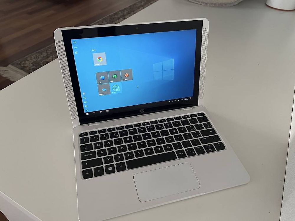 hp x2 Detachable 10-pOXX Laptop / Tablet (Gebraucht) in Wilen b ...