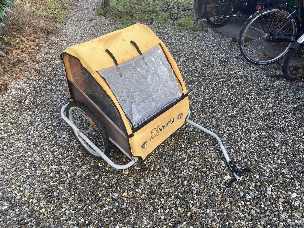 Veloanhänger Vantly (mit Kupplung) (Gebraucht) in Langenthal für CHF 32 – nur Abholung auf ...