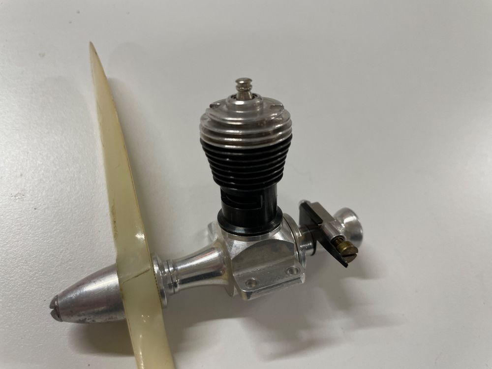 COX Thimble Drone Thermal Hopper .049 (Gebraucht) in Russikon für CHF ...