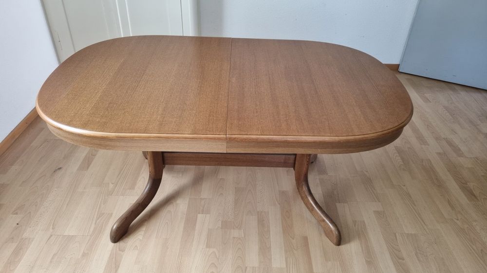 massiver Esstisch ausziehbar (Gebraucht) in Ittigen für CHF 250 – nur Abholung auf Ricardo kaufen