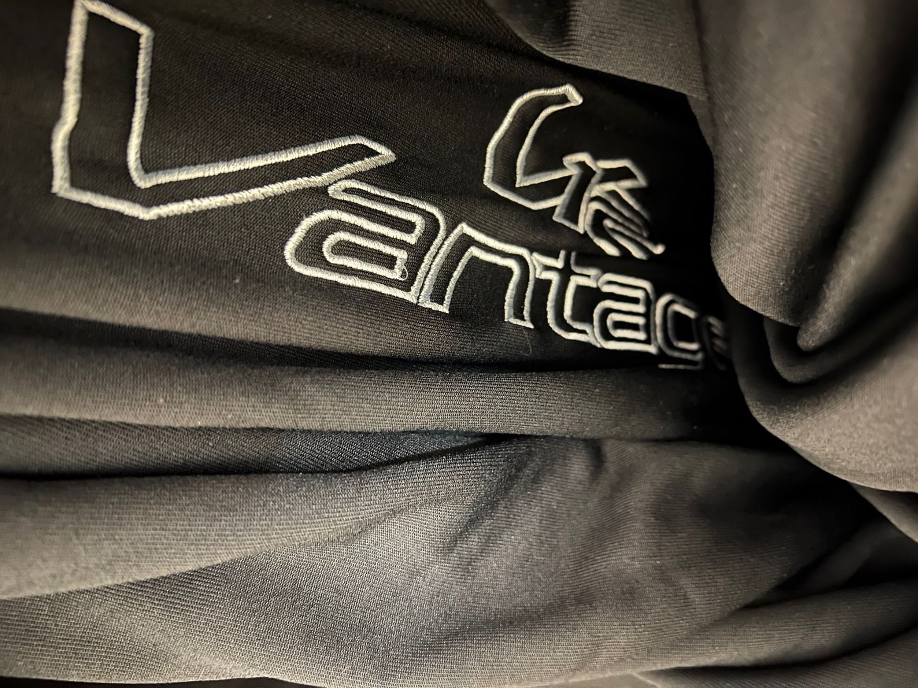 Aston Martin Vantage V12 Indoor Car Cover (Gebraucht) in Zürich für CHF ...