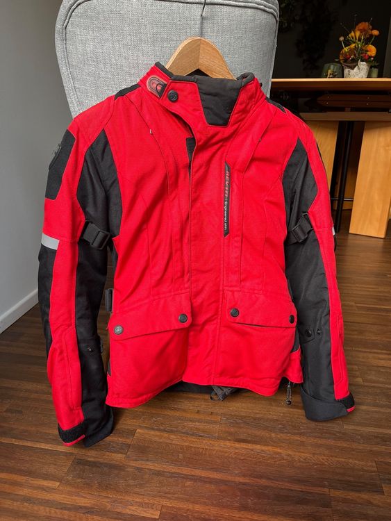 Revit Engineered Skin Damenjacke S (Gebraucht) in Zürich für CHF 20 ...