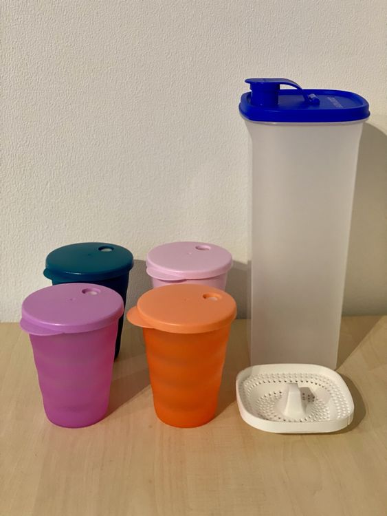 Tupperware - 2 liter Krug und 4 Becher à 330ml (Neu und originalverpackt) in Worben für CHF 29 ...