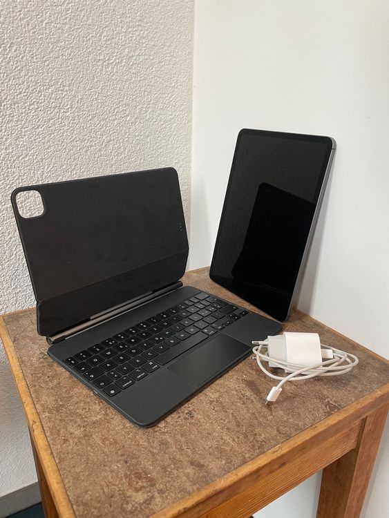 Apple iPad Pro 2021, 11", 128GB, Space Grey & Magic Keyboard (Gebraucht ...