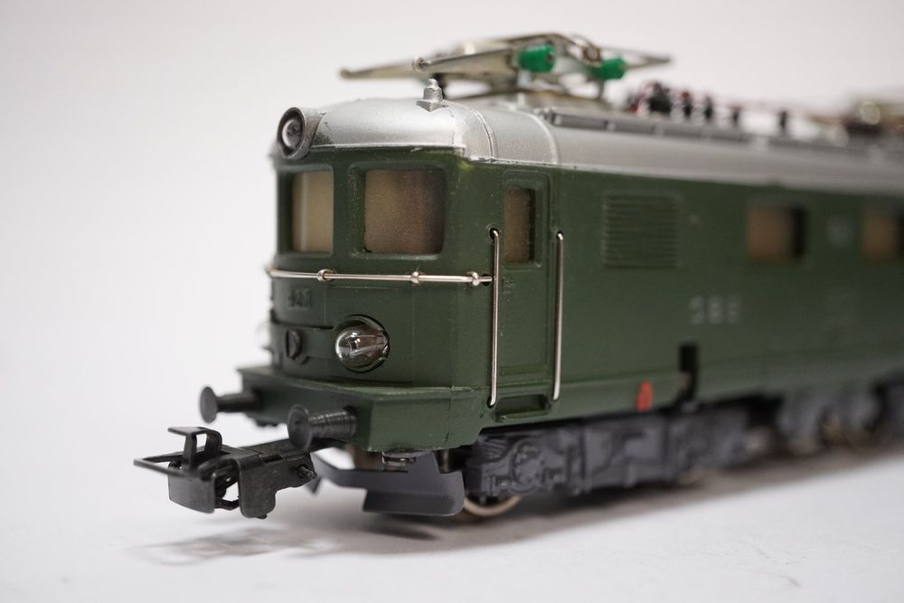 2∑ Märklin 3014 / RET 800 SBB Re 4/4 I grün | Kaufen auf Ricardo