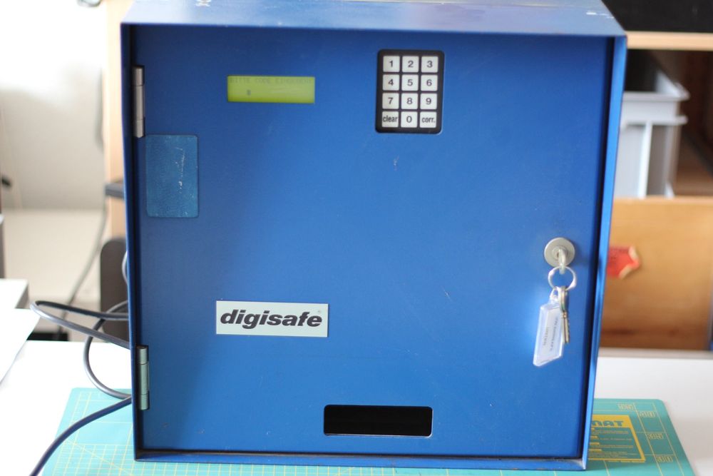 Digibox Digisafe für 19 Schlüssel blau mit neuer Batterie (Gebraucht) in Winterthur für CHF 1200 ...