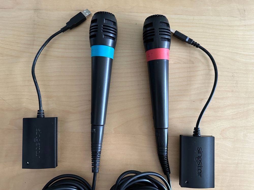 Paire de micros Singstar PS2 (Gebraucht) in Genève für CHF 20 – mit ...