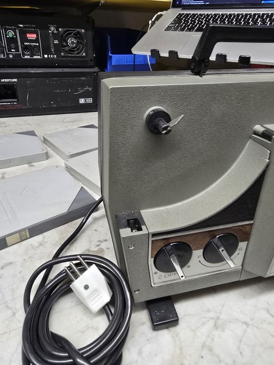 Vintage Hanimex Super 8 Filmprojektor (Gebraucht) in Matzingen für CHF ...