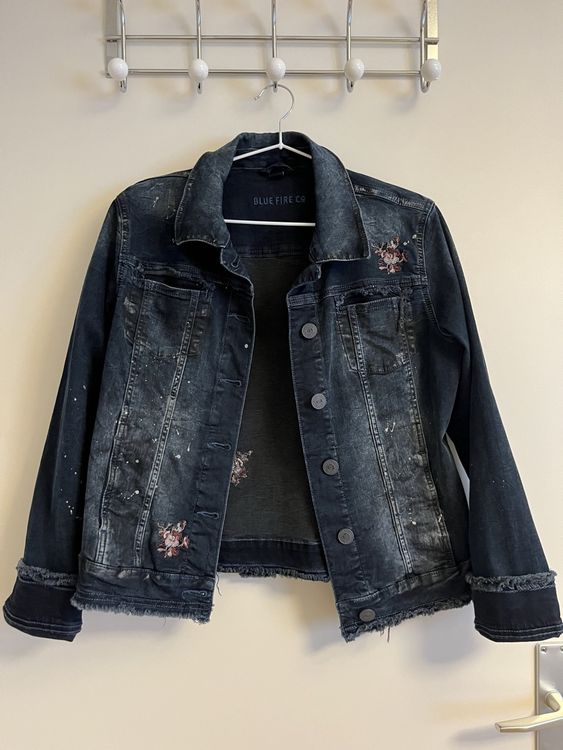 Blue Fire Co. Jeansjacke blau Gr. M Stickerei Used-Look Neu! (Neu ...