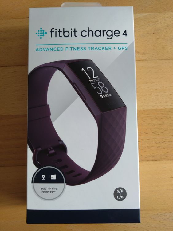 Fitbit Charge 4 Fitness Tracker mit GPS (Neu (gemäss Beschreibung)) in ...