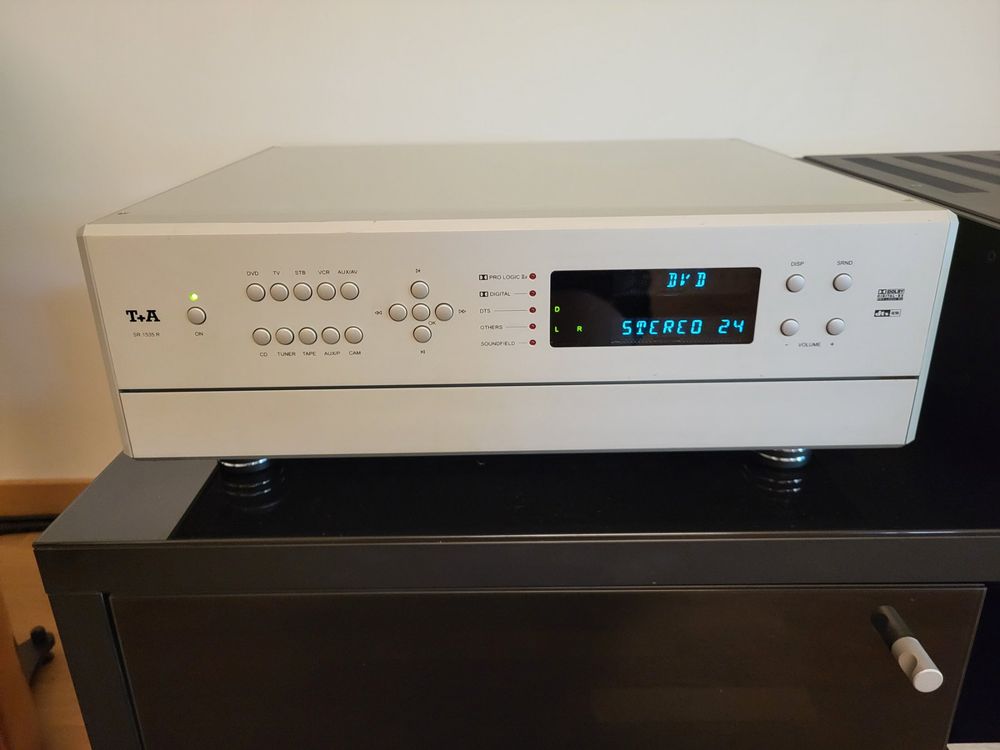 T+A SR 1535 R AV-Receiver / Verstärker DEFEKT daher ab CHF 1 (Defekt ...