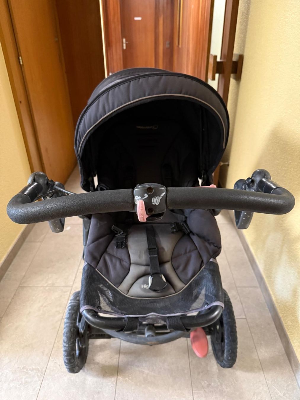 Poussette Bébé Confort 3 roues - Idéale pour l'hiver (D'occasion) à ...