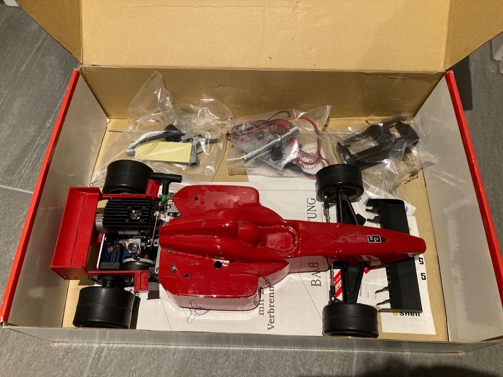 Carson Ferrari F1 Formel 1 nitro RC Auto wie Tamiya (Gebraucht) in ...
