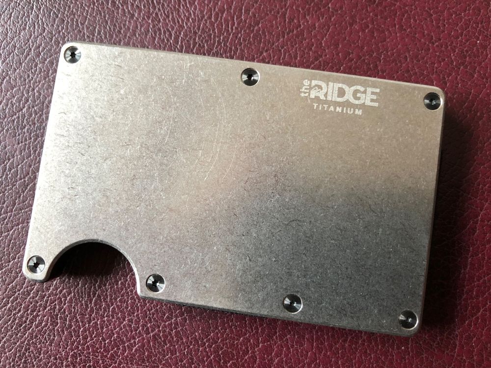 Ridge Wallet (Stone Washed Titanium) | Kaufen auf Ricardo