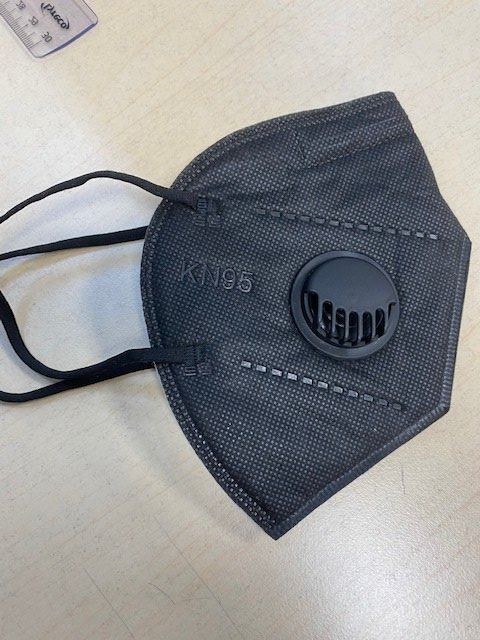 FFP2 Maske KN95 Farbe schwarz 5 Stk. (Neu und originalverpackt) in Recherswil für CHF 7.95 – mit ...