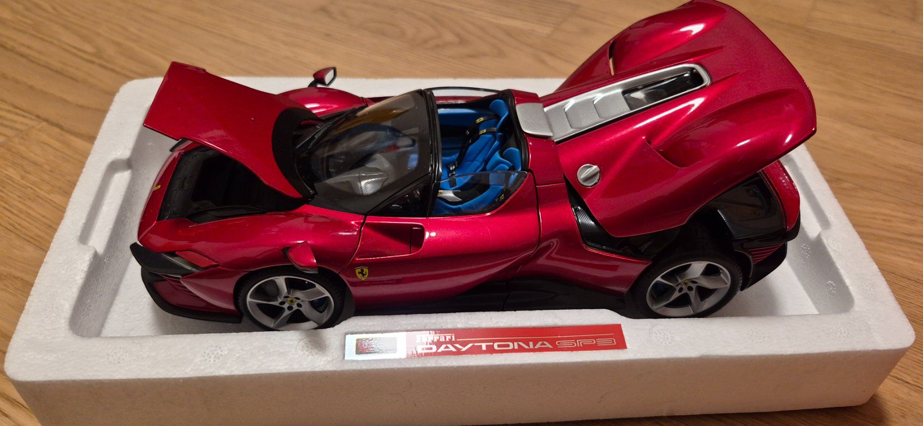 Ferrari Daytona SP3 Open Top 2022 1:18 BburagoSignature NOVP (Neu und ...